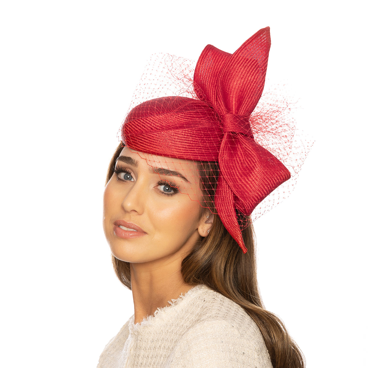 Big Bow Percher – Tracy Hillel